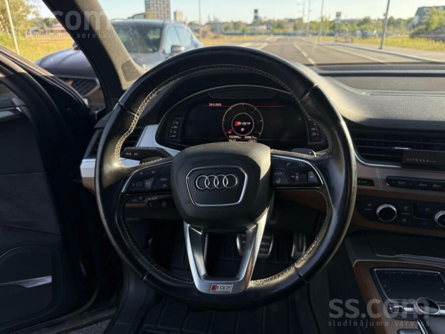 Blue Audi Q7 2016 in Riga, with an engine capacity of 4.00 L and mileage of 153 thousand km for 35499 €, photo 24 on AUTOMOTO.COM.LV