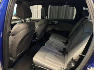 Zils Audi Q7 2016 Rīga, ar dzinēja tilpumu 3.00 L un nobraukumu 143 tūkst. km par 29990 €, foto 20 vietnē AUTOMOTO.COM.LV
