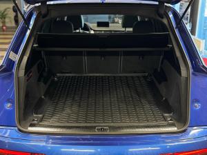 Zils Audi Q7 2016 Rīga, ar dzinēja tilpumu 3.00 L un nobraukumu 143 tūkst. km par 29990 €, foto 23 vietnē AUTOMOTO.COM.LV
