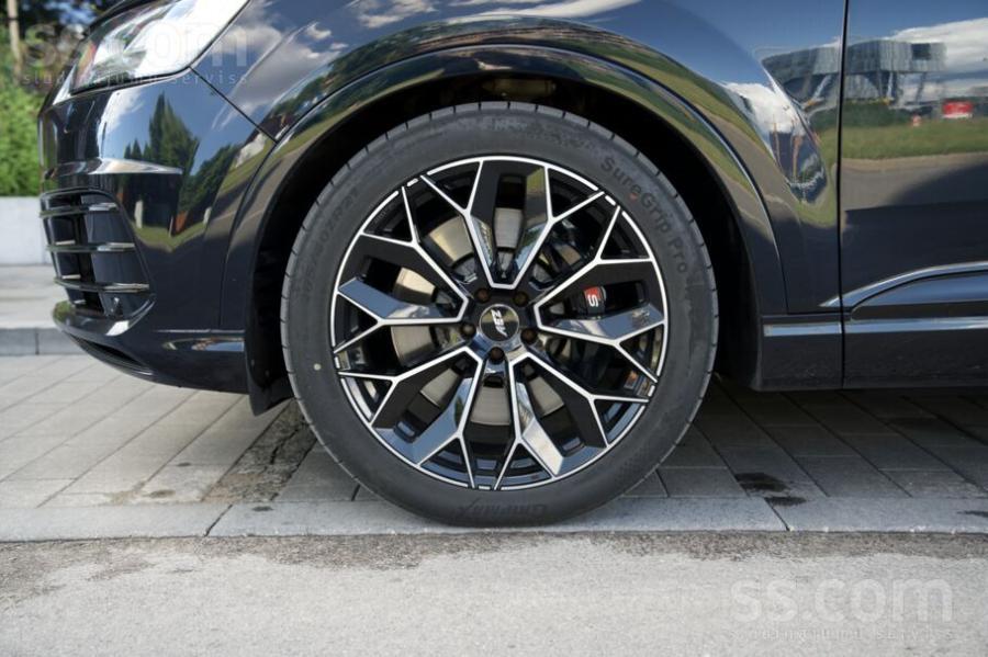 Blue Audi Q7 2016 in Riga, with an engine capacity of 4.00 L and mileage of 154 thousand km for 34599 €, photo 5 on AUTOMOTO.COM.LV
