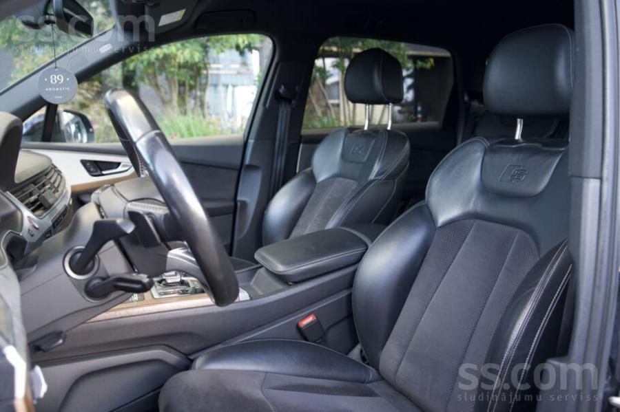 Blue Audi Q7 2016 in Riga, with an engine capacity of 4.00 L and mileage of 154 thousand km for 34599 €, photo 25 on AUTOMOTO.COM.LV