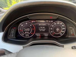 Blue Audi Q7 2016 in Vilnius, with an engine capacity of 2.97 L and mileage of 250 thousand km for 18200 €, photo 8 on AUTOMOTO.COM.LV