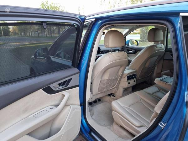 Blue Audi Q7 2016 in Siauliai, with an engine capacity of 3.00 L and mileage of 220 thousand km for 17500 €, photo 9 on AUTOMOTO.COM.LV