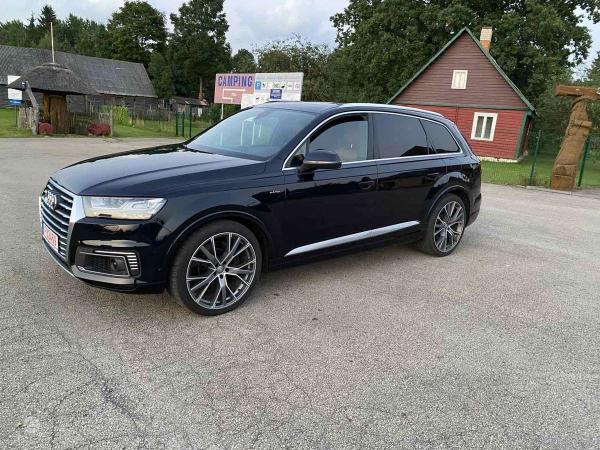 Blue Audi Q7 2016 in Siauliai, with an engine capacity of 3.00 L and mileage of 228 thousand km for 24000 €, photo 2 on AUTOMOTO.COM.LV