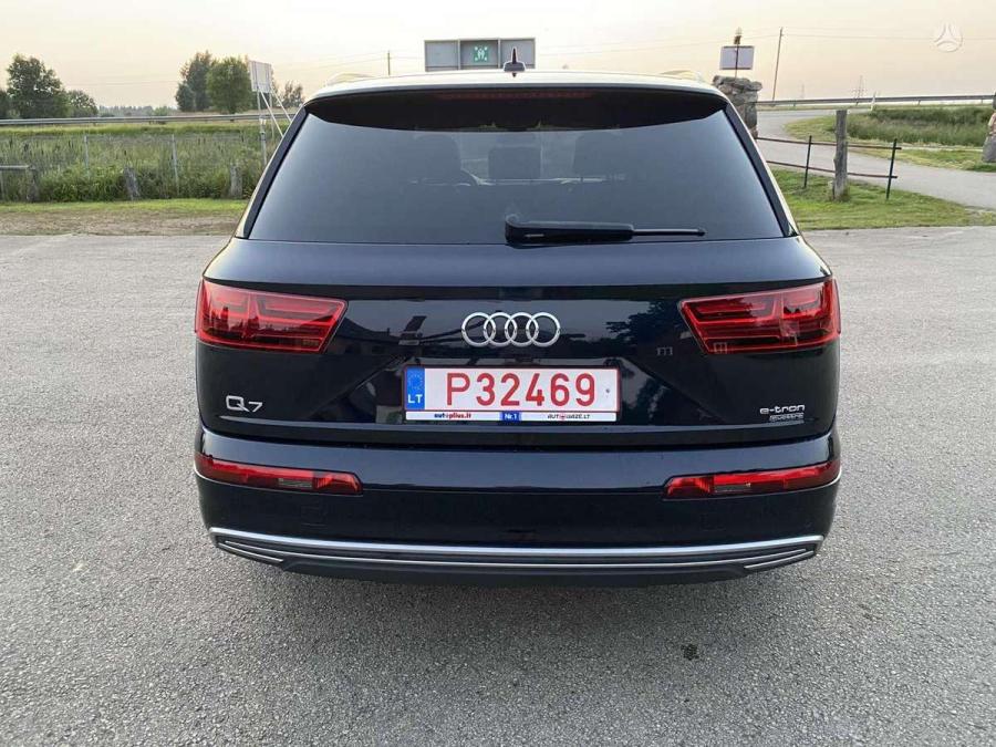 Zils Audi Q7 2016 Šauļi, ar dzinēja tilpumu 3.00 L un nobraukumu 228 tūkst. km par 24000 €, foto 6 vietnē AUTOMOTO.COM.LV