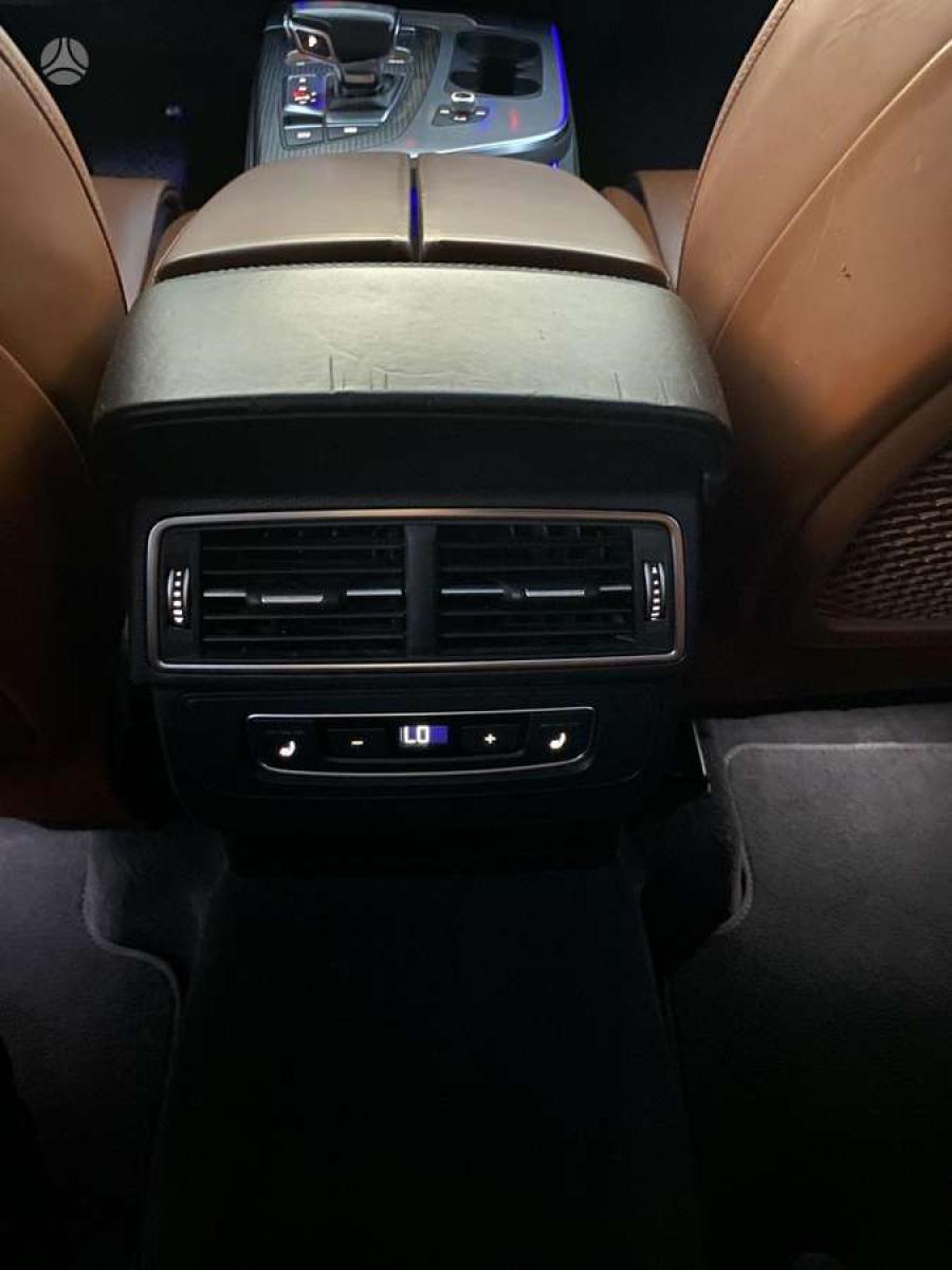 Zils Audi Q7 2016 Šauļi, ar dzinēja tilpumu 3.00 L un nobraukumu 228 tūkst. km par 24000 €, foto 18 vietnē AUTOMOTO.COM.LV
