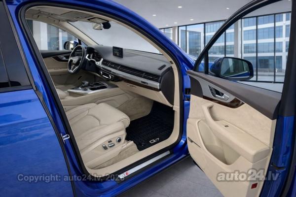 Blue Audi Q7 2017 in Tallinn, with an engine capacity of 3.00 L and mileage of 215 thousand km for 29900 €, photo 11 on AUTOMOTO.COM.LV