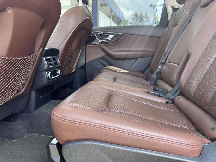 Zils Audi Q7 2017 Viļņa, ar dzinēja tilpumu 3.00 L un nobraukumu 147 tūkst. km par 15900 €, foto 10 vietnē AUTOMOTO.COM.LV
