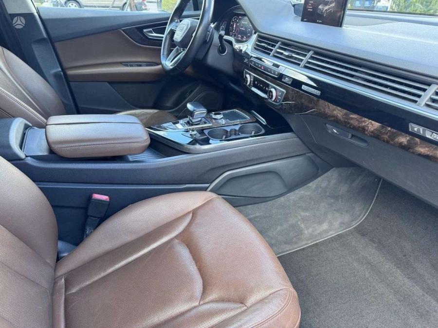 Zils Audi Q7 2017 Viļņa, ar dzinēja tilpumu 3.00 L un nobraukumu 147 tūkst. km par 15900 €, foto 12 vietnē AUTOMOTO.COM.LV