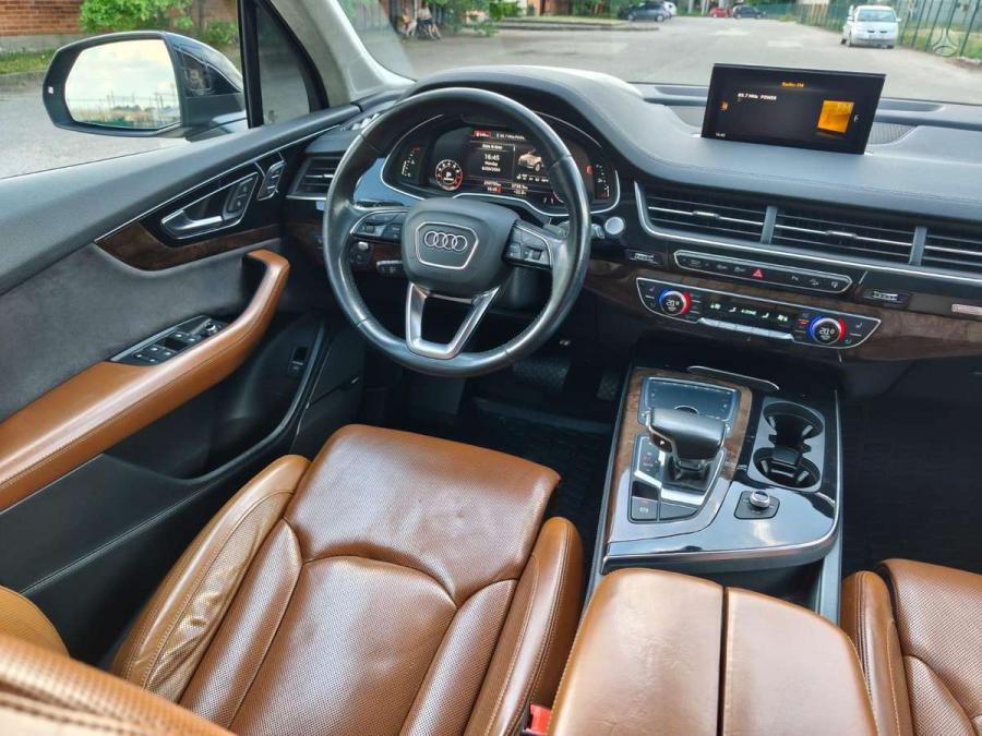 Blue Audi Q7 2017 in Siauliai, with an engine capacity of 3.00 L and mileage of 250 thousand km for 20990 €, photo 18 on AUTOMOTO.COM.LV