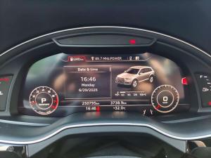 Blue Audi Q7 2017 in Siauliai, with an engine capacity of 3.00 L and mileage of 250 thousand km for 20990 €, photo 22 on AUTOMOTO.COM.LV
