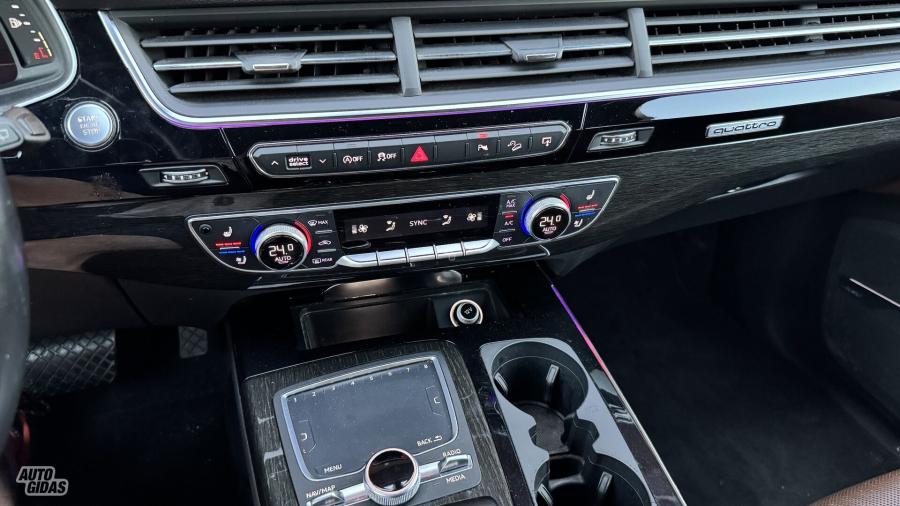 Zils Audi Q7 2017 Viļņa, ar dzinēja tilpumu 3.00 L un nobraukumu 236 tūkst. km par 13300 €, foto 12 vietnē AUTOMOTO.COM.LV
