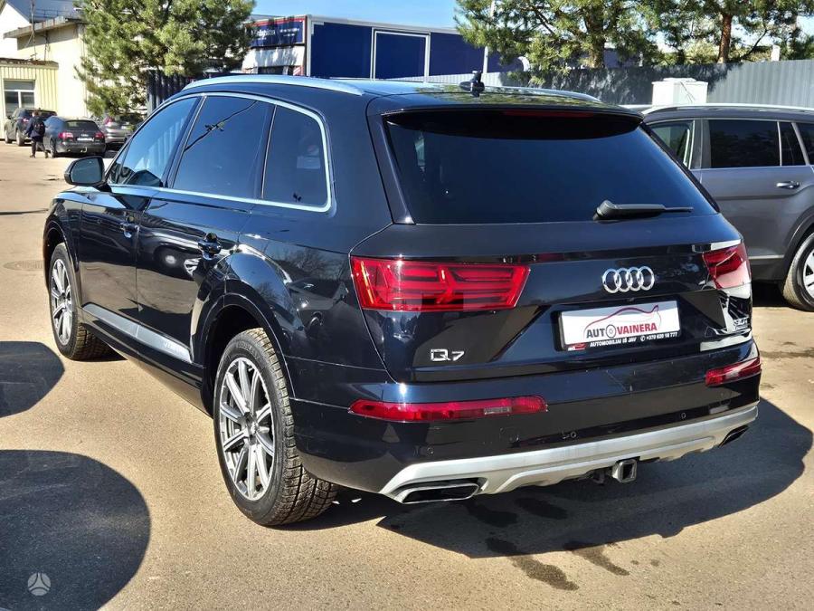 Blue Audi Q7 2017 in Vilnius, with an engine capacity of 3.00 L and mileage of 230 thousand km for 19999 €, photo 4 on AUTOMOTO.COM.LV
