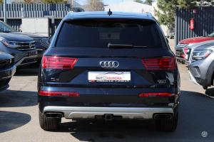 Blue Audi Q7 2017 in Vilnius, with an engine capacity of 3.00 L and mileage of 230 thousand km for 19999 €, photo 5 on AUTOMOTO.COM.LV
