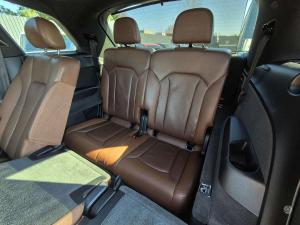Blue Audi Q7 2017 in Vilnius, with an engine capacity of 3.00 L and mileage of 230 thousand km for 19999 €, photo 11 on AUTOMOTO.COM.LV