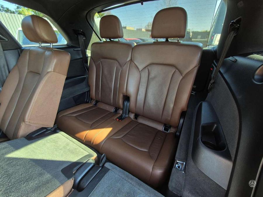 Blue Audi Q7 2017 in Vilnius, with an engine capacity of 3.00 L and mileage of 230 thousand km for 19999 €, photo 11 on AUTOMOTO.COM.LV