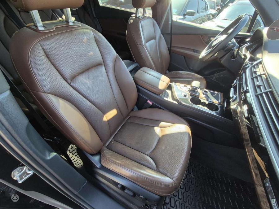 Blue Audi Q7 2017 in Vilnius, with an engine capacity of 3.00 L and mileage of 230 thousand km for 19999 €, photo 13 on AUTOMOTO.COM.LV