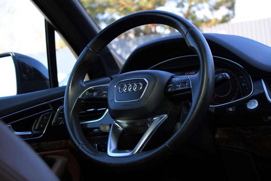 Blue Audi Q7 2017 in Vilnius, with an engine capacity of 3.00 L and mileage of 230 thousand km for 19999 €, photo 17 on AUTOMOTO.COM.LV