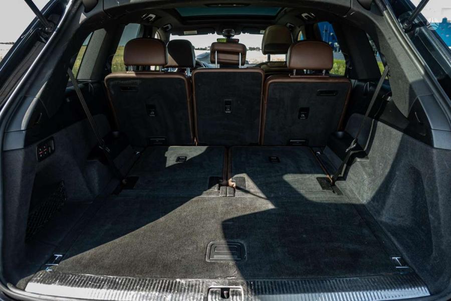 Zils Audi Q7 2017 Klaipėda, ar dzinēja tilpumu 3.00 L un nobraukumu 296 tūkst. km par 17500 €, foto 23 vietnē AUTOMOTO.COM.LV