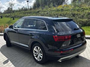 Blue Audi Q7 2017 in Vilnius, with an engine capacity of 1.98 L and mileage of 243 thousand km for 17900 €, photo 4 on AUTOMOTO.COM.LV
