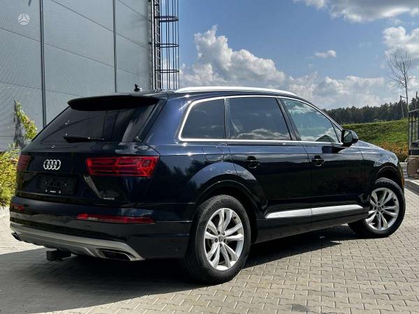 Audi Q7 2017 Viļņa vietnē Zils Audi Q7 2017 Viļņa, ar dzinēja tilpumu 1.98 L un nobraukumu 243 tūkst. km par 17900 €, foto 6 vietnē AUTOMOTO.COM.LV