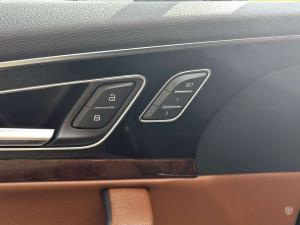 Blue Audi Q7 2017 in Vilnius, with an engine capacity of 1.98 L and mileage of 243 thousand km for 17900 €, photo 20 on AUTOMOTO.COM.LV