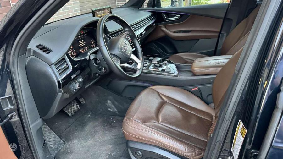 Blue Audi Q7 2017 in Vilnius, with an engine capacity of 3.00 L and mileage of 236 thousand km for 11700 €, photo 10 on AUTOMOTO.COM.LV