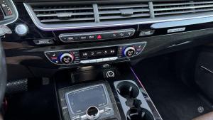 Blue Audi Q7 2017 in Vilnius, with an engine capacity of 3.00 L and mileage of 236 thousand km for 11700 €, photo 14 on AUTOMOTO.COM.LV