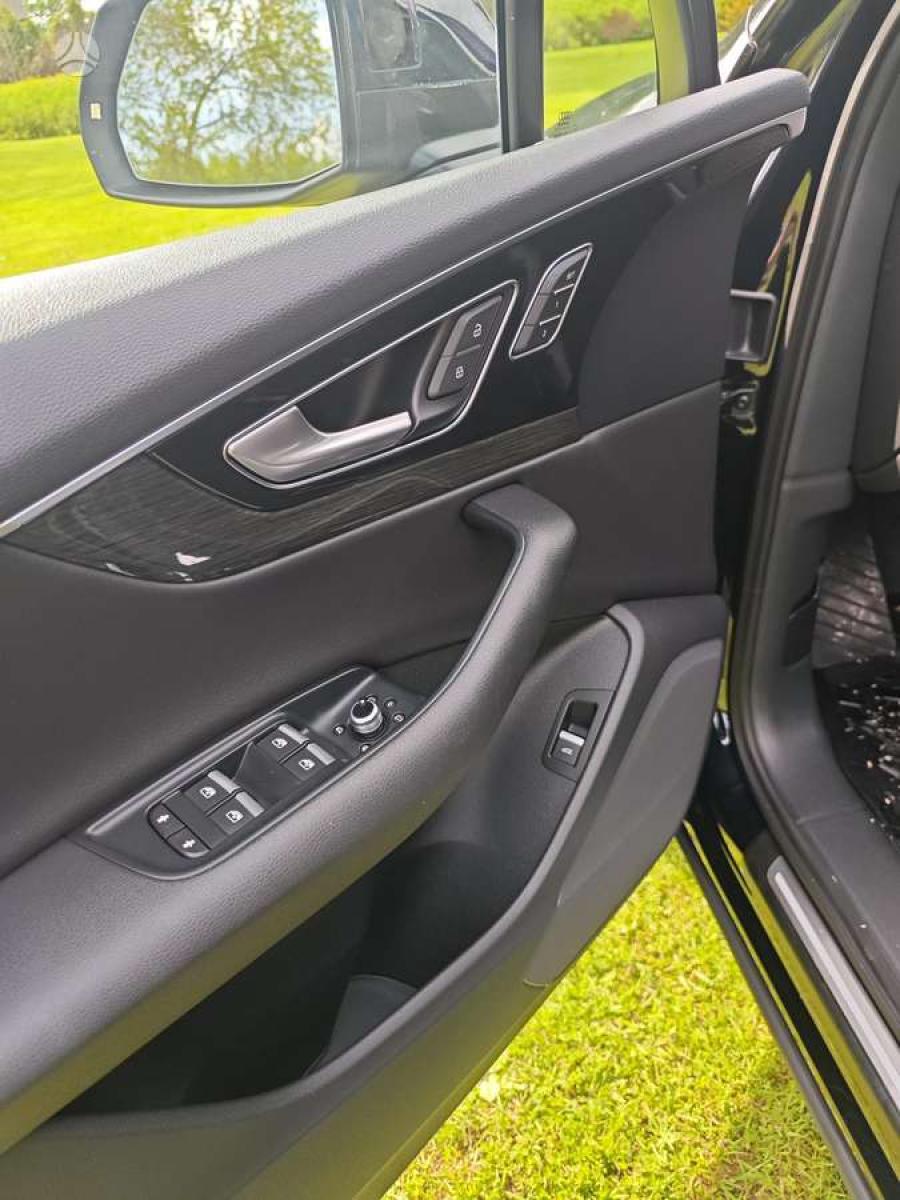 Zils Audi Q7 2017 Biržai, ar dzinēja tilpumu 3.00 L un nobraukumu 133 tūkst. km par 19500 €, foto 4 vietnē AUTOMOTO.COM.LV