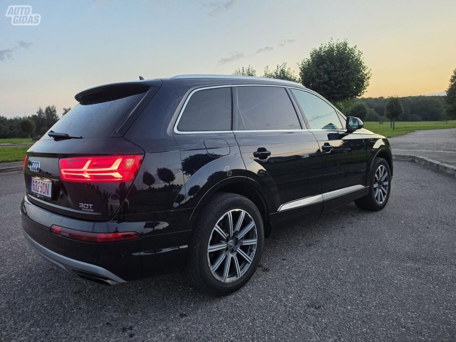 Blue Audi Q7 2017 in Kaunas, with an engine capacity of 3.00 L and mileage of 208 thousand km for 18000 €, photo 6 on AUTOMOTO.COM.LV