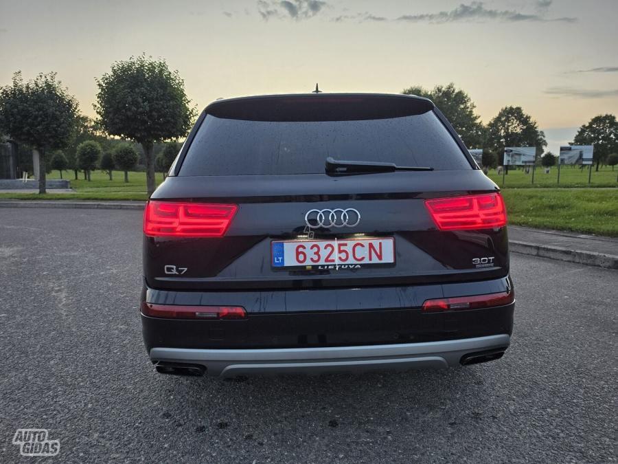 Blue Audi Q7 2017 in Kaunas, with an engine capacity of 3.00 L and mileage of 208 thousand km for 18000 €, photo 8 on AUTOMOTO.COM.LV