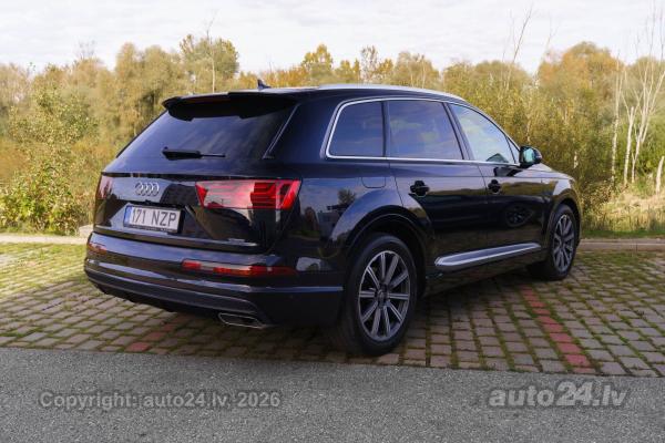Blue Audi Q7 2017 in Tartu, with an engine capacity of 3.00 L and mileage of 212 thousand km for 23990 €, photo 5 on AUTOMOTO.COM.LV