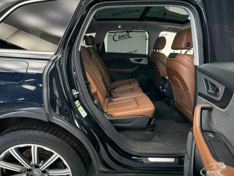 Blue Audi Q7 2018 in Vilnius, with an engine capacity of 2.97 L and mileage of 205 thousand km for 25500 €, photo 12 on AUTOMOTO.COM.LV