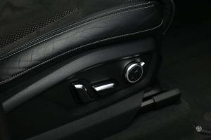 Zils Audi Q7 2018 Viļņa, ar dzinēja tilpumu 2.97 L un nobraukumu 153 tūkst. km par 31390 €, foto 15 vietnē AUTOMOTO.COM.LV