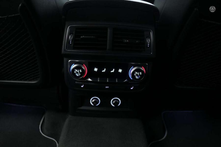 Zils Audi Q7 2018 Viļņa, ar dzinēja tilpumu 2.97 L un nobraukumu 153 tūkst. km par 29990 €, foto 18 vietnē AUTOMOTO.COM.LV