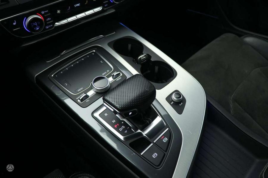 Zils Audi Q7 2018 Viļņa, ar dzinēja tilpumu 2.97 L un nobraukumu 153 tūkst. km par 29990 €, foto 33 vietnē AUTOMOTO.COM.LV