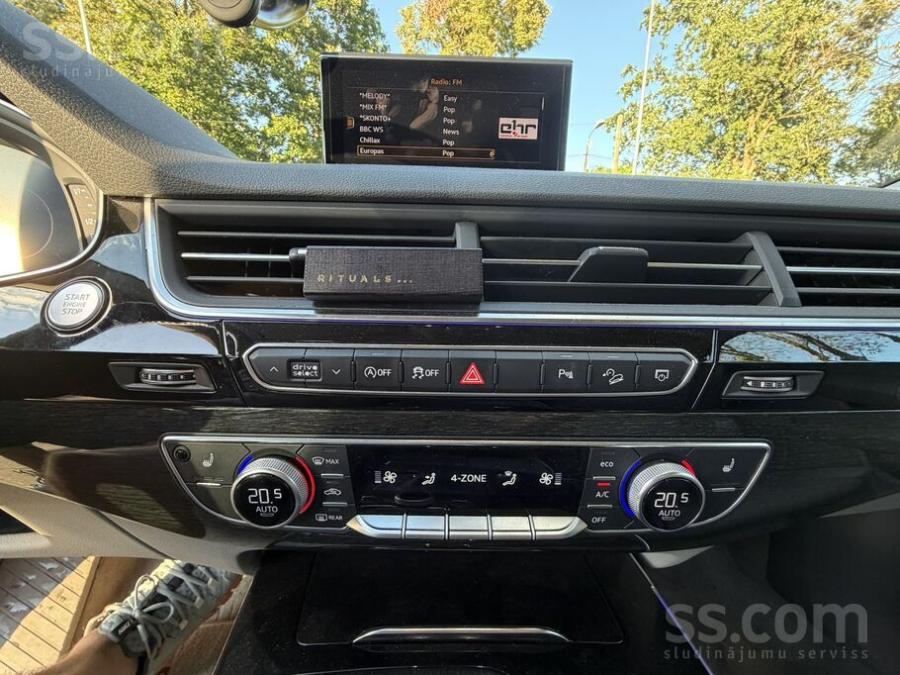 Blue Audi Q7 2018 in Riga, with an engine capacity of 3.00 L and mileage of 172 thousand km for 28900 €, photo 12 on AUTOMOTO.COM.LV