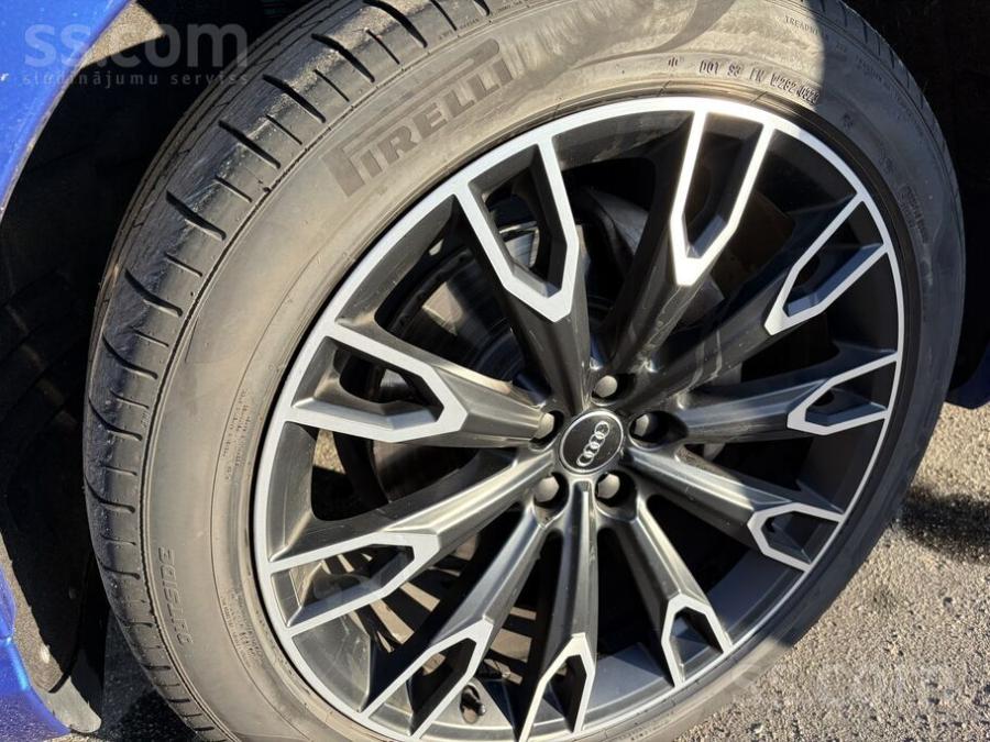 Blue Audi Q7 2018 in Riga, with an engine capacity of 3.00 L and mileage of 172 thousand km for 28900 €, photo 22 on AUTOMOTO.COM.LV