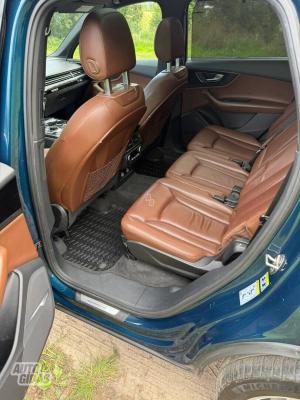 Blue Audi Q7 2018 in Vilnius, with an engine capacity of 3.00 L and mileage of 242 thousand km for 21400 €, photo 19 on AUTOMOTO.COM.LV