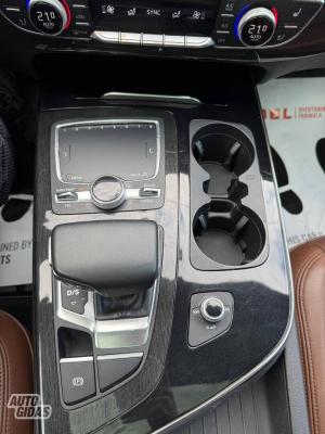 Blue Audi Q7 2018 in Vilnius, with an engine capacity of 3.00 L and mileage of 242 thousand km for 21400 €, photo 24 on AUTOMOTO.COM.LV