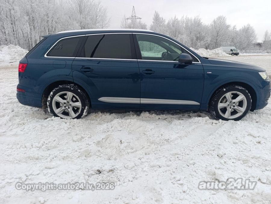 Blue Audi Q7 2019 in Tallinn, with an engine capacity of 3.00 L and mileage of 102 thousand km for 43000 €, photo 4 on AUTOMOTO.COM.LV