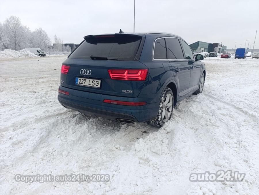Blue Audi Q7 2019 in Tallinn, with an engine capacity of 3.00 L and mileage of 102 thousand km for 43000 €, photo 5 on AUTOMOTO.COM.LV