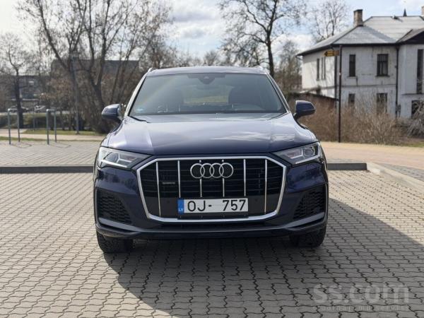 Blue Audi Q7 2020 in Saldus, with an engine capacity of 3.00 L and mileage of 160 thousand km for 34990 €, photo 2 on AUTOMOTO.COM.LV