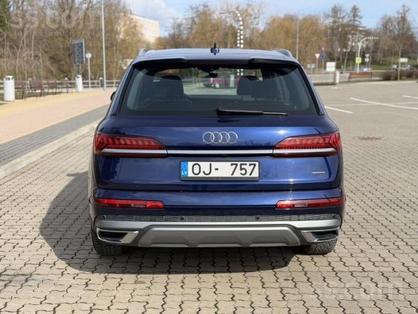 Blue Audi Q7 2020 in Saldus, with an engine capacity of 3.00 L and mileage of 160 thousand km for 34990 €, photo 6 on AUTOMOTO.COM.LV