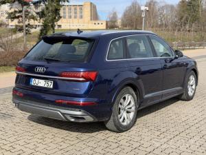 Zils Audi Q7 2020 Saldus, ar dzinēja tilpumu 3.00 L un nobraukumu 160 tūkst. km par 34990 €, foto 8 vietnē AUTOMOTO.COM.LV