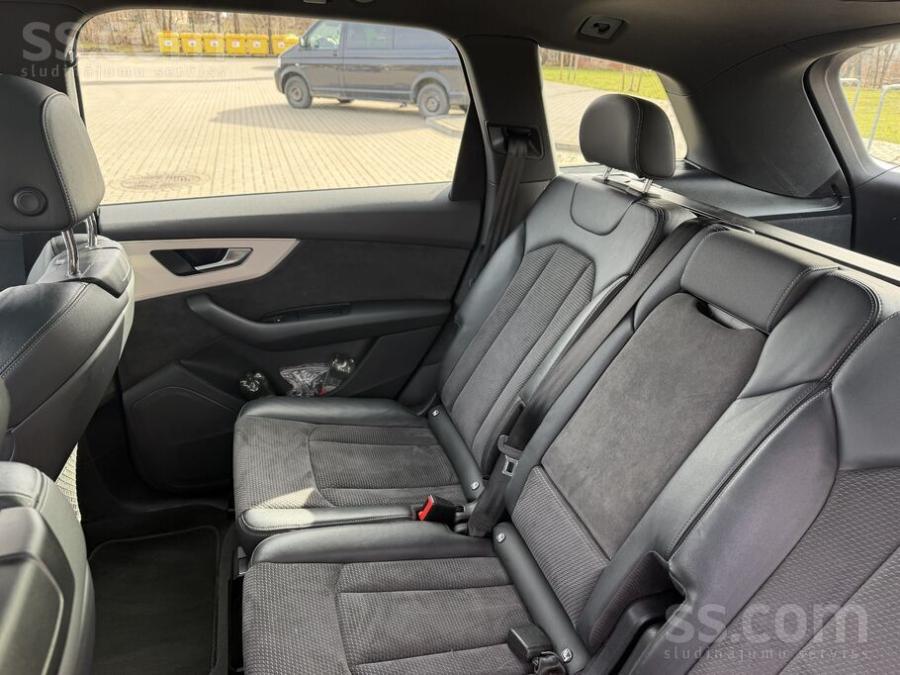 Zils Audi Q7 2020 Saldus, ar dzinēja tilpumu 3.00 L un nobraukumu 160 tūkst. km par 34990 €, foto 16 vietnē AUTOMOTO.COM.LV