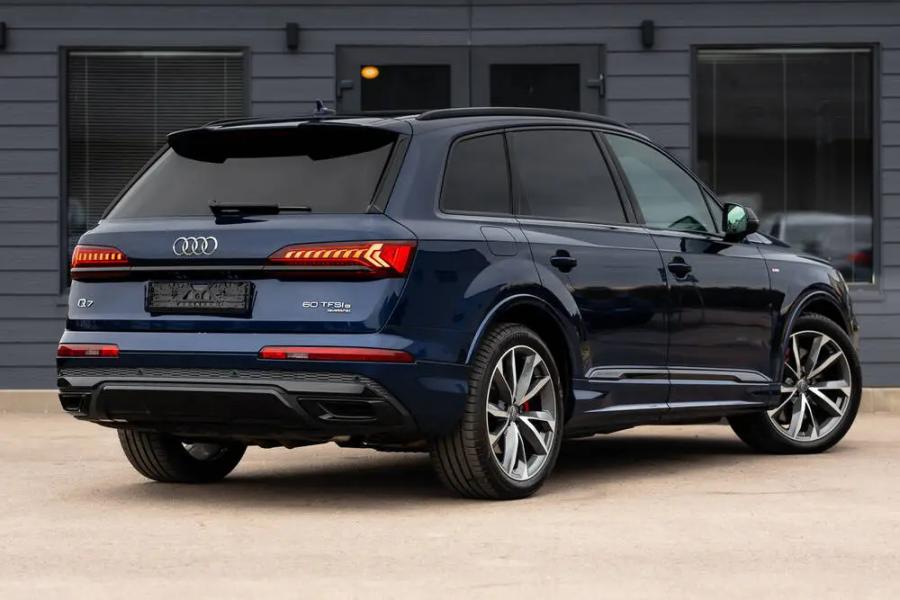 Zils Audi Q7 2020 Jelgava, ar dzinēja tilpumu 3.00 L un nobraukumu 119 tūkst. km par 52750 €, foto 5 vietnē AUTOMOTO.COM.LV
