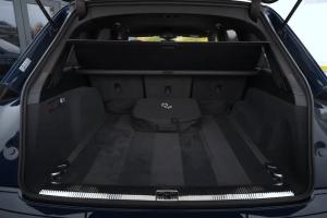 Zils Audi Q7 2020 Jelgava, ar dzinēja tilpumu 3.00 L un nobraukumu 119 tūkst. km par 52750 €, foto 12 vietnē AUTOMOTO.COM.LV