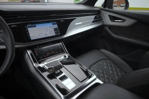 Zils Audi Q7 2020 Jelgava, ar dzinēja tilpumu 3.00 L un nobraukumu 119 tūkst. km par 52750 €, foto 13 vietnē AUTOMOTO.COM.LV