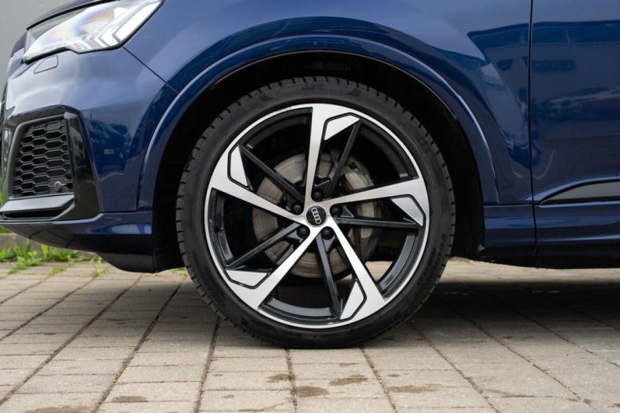 Blue Audi Q7 2020 in Vilnius, with an engine capacity of 3.00 L and mileage of 102 thousand km for 46250 €, photo 7 on AUTOMOTO.COM.LV